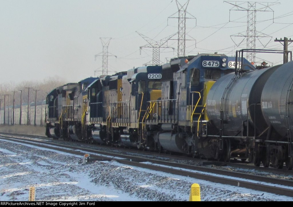 CSXT 8475